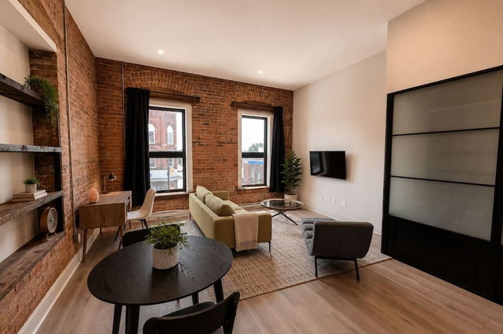 The Heritage Loft | Boutique Suite In Historic Downtown Renfrew - Renfrew