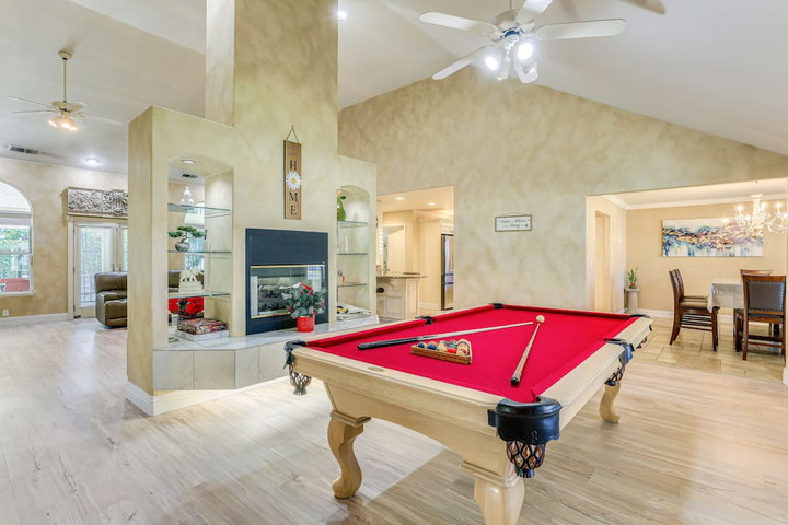 Billiards & Private Pool: Bright Clovis Home! - Clovis, CA