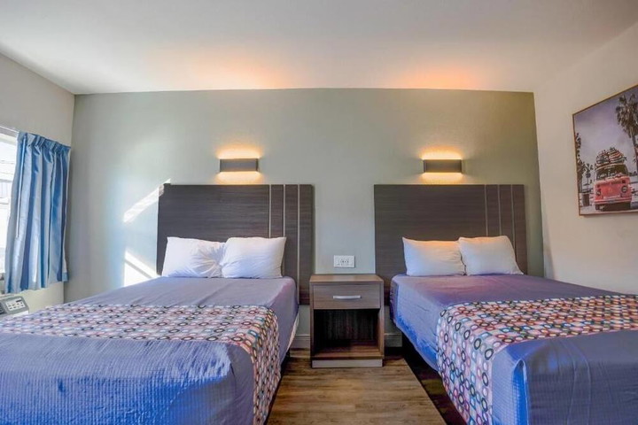 Stay In Relaxing Room By Canaveral National Seashore, Parking Included - Titusville, FL