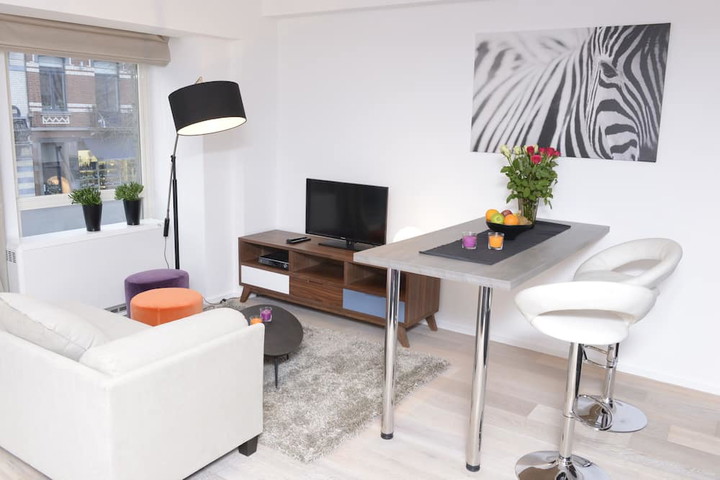 Flat Moliere-asunto-oma Kylpyhuone - Bryssel