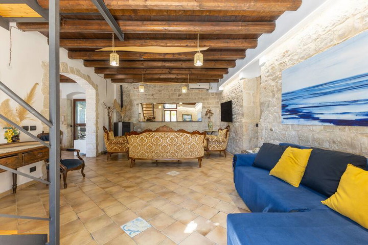 Villa 'Antica Aia Con Piscina' With Private Pool, Wi-fi And Air Conditioning - Scicli