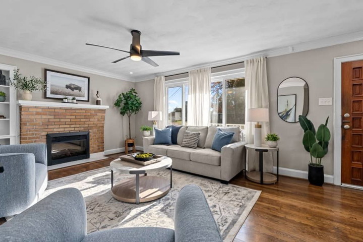 Portsmouth Waterfront Home - Patio + River Views - Portsmouth