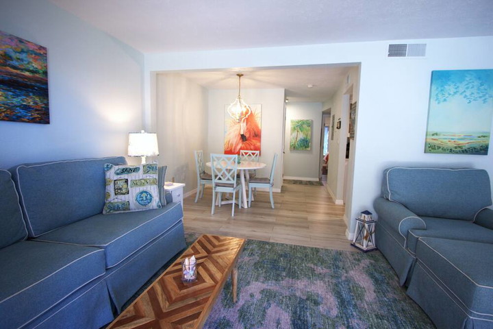 Beautiful Water Views At Bermuda Bay. Paradise Is Waiting For You! - St. Petersburg, FL