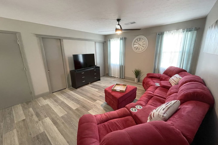 2 Bedroom, King Bed, Pets Welcome, Washer And Dryer - Middletown, OH