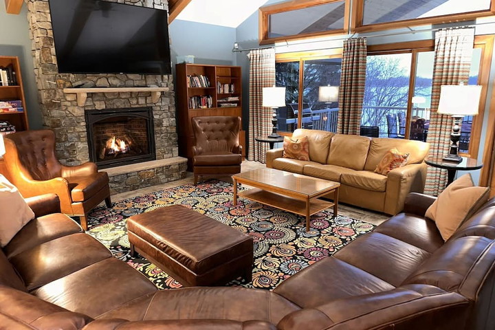 Quiet Luxury Lakefront Retreat W/pontoon And Dock Included - Alexandria, Mn - Alexandria, MN