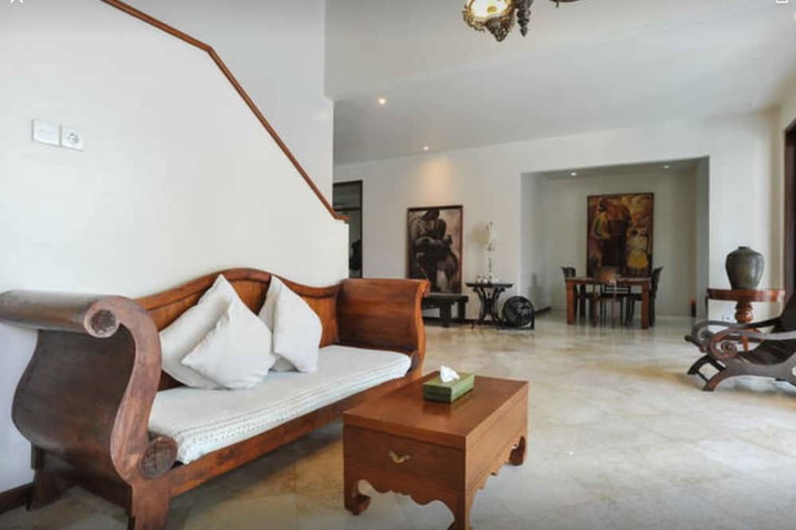 La Seule Villa De 9 Chambres à Kuta Bali - Legian