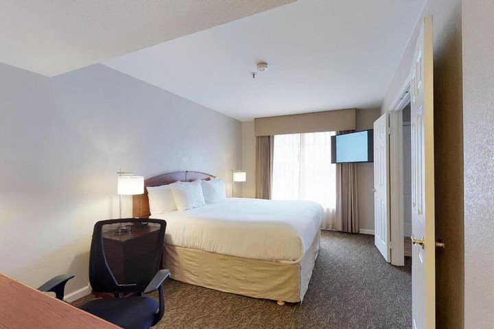 2 Units: 1br Suite W/ Full Kitchen & Outdoor Pool | 2.8 Mi To Nixon Library - 오렌지 군