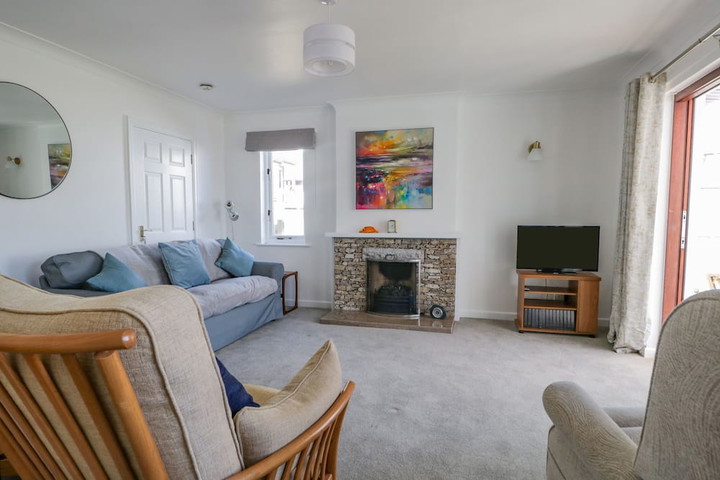 Westwinds, Pet Friendly, Country Holiday Cottage In Grange-over-sands - Cartmel