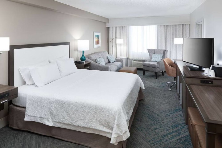 Pet Friendly Stay | Free Breakfast | Pool | 2.80 Mi To Fort Lauderdale Beach - Wilton Manors, FL