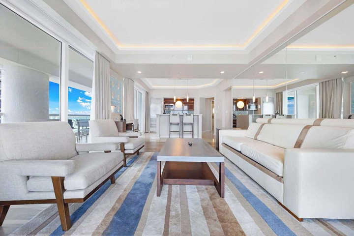 Tropical Holiday: Fort Lauderdale Beach Condo - Fort Lauderdale, FL