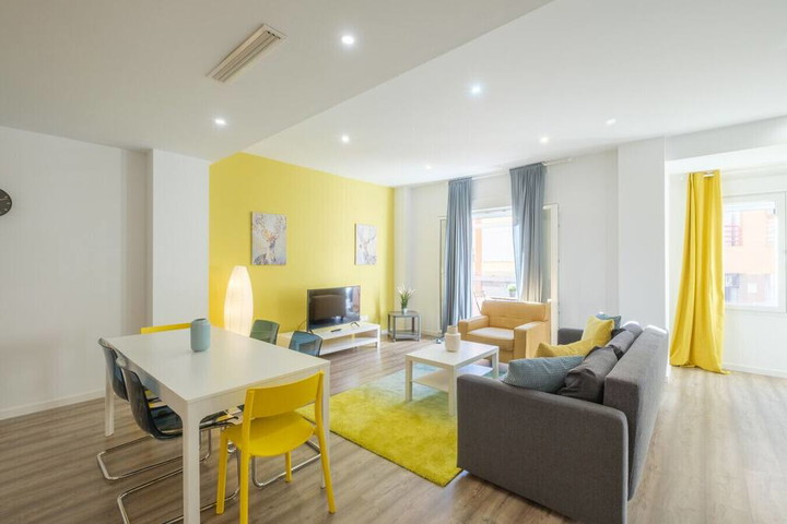 Modern, Stylish Apartment With Balcony - Paterna