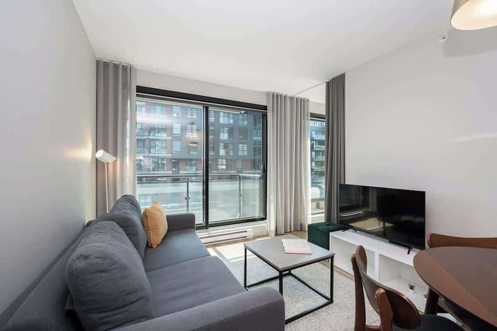 Comfort Plus - 1 Bedroom - Montreal