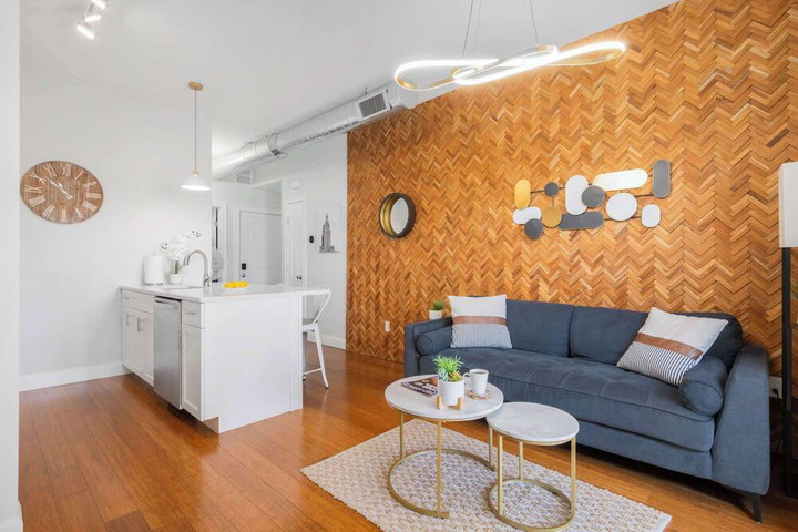 Jennifers Chic 2nd Floor Apt Private Deck W/views - Providence, RI