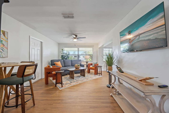Island Escape W/ Private Pool & Outdoor Haven - Merritt Island, FL