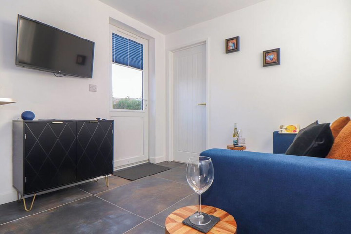 Fifty Degrees North, Pet Friendly, With A Garden In St Just - Sennen Cove
