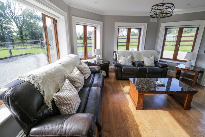 Woodlawn Retreat, Family Friendly, With Open Fire In Lough Gowna - Ireland