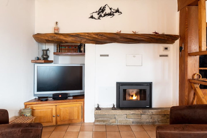 Maison De Vacances 'Volets Verts' Avec Vue Sur La Montagne, Jardin Partagé Et Wi-fi - Aime