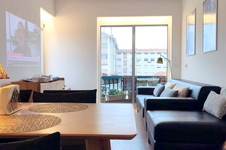 Ihe 2-bedroom Apartment Cosy And Sunny - Espinho