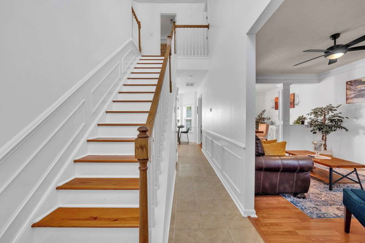 Updated University Area Home With Hot Tub Near Charlotte Your Perfect Retreat! - Concord, NC