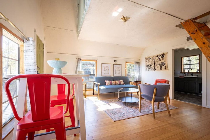 The Bohemian - A Hill Country Cottage - San Marcos