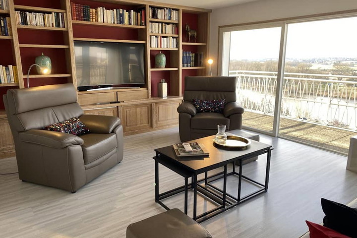 Appartement Panoramique Au Centre De Moulins Avec Terrasse, 2 Chambres, Et éQuipements Modernes - Moulins