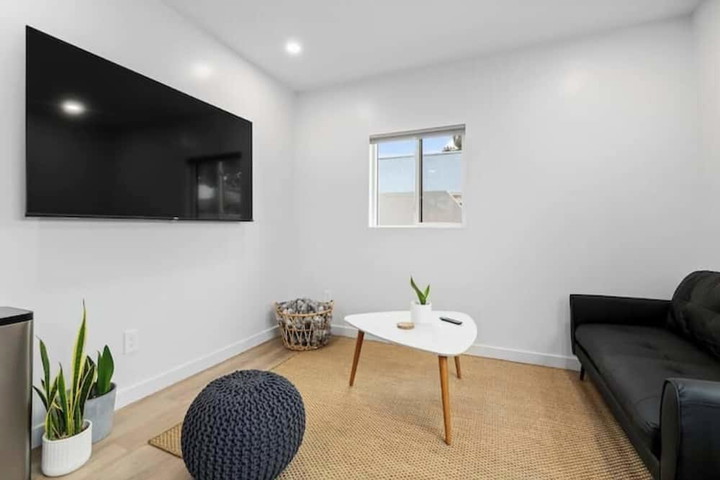 Spacious W/1br 1bath - Near Dtla East Los Angeles - Alhambra, CA