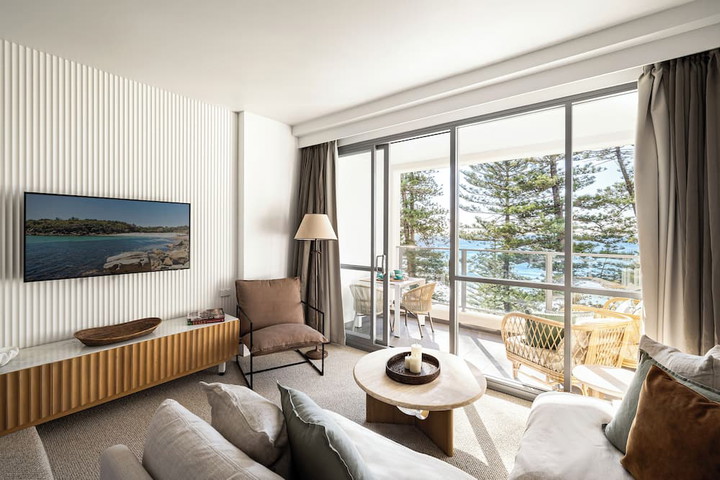 Foreversunday Coastal©  Stay On The Golden Mile, Right In The Heart Of Manly - Manly