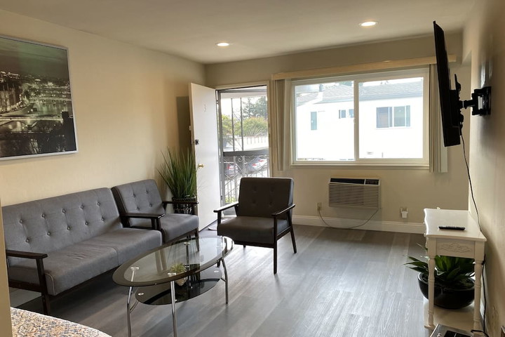 Charming Apartment In The Heart Of Silicon Valley Unit 3 - Milpitas, CA