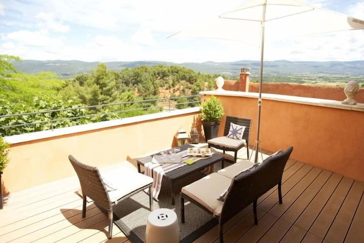 Heart Of Village, Fantastic View, Ac, Concierge Service - Roussillon