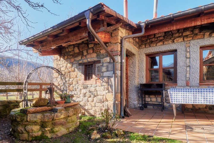Casa Rural 'Aldaron' Con Vistas A La Montaña, Jardín Privado Y Wi-fi - Boca de Huérgano