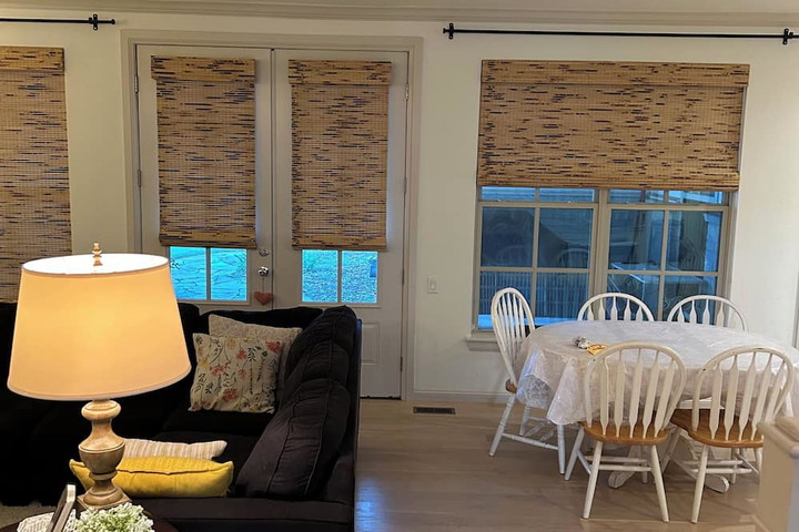 Modernized 4 Br Farmhouse. Close Proximity To I-35. Only 20 Minutes To Okc. - Edmond, OK