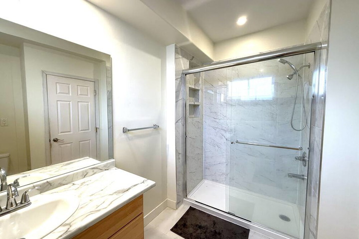 Cozy 1-bedroom Guest Suite In Scenic Davis Bay, Bc - Sechelt