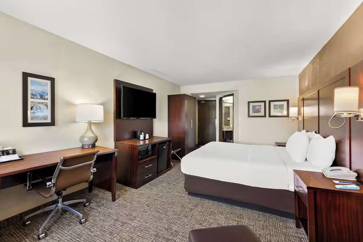 Antelope Island Launchpad | Wildlife Views & Whirlpool Warmth | Near Local Sites - Farmington, UT