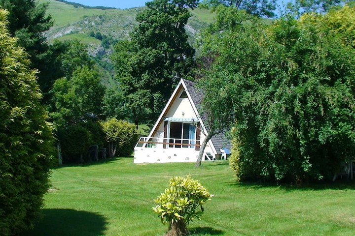 Typical Mountain Chalet In The Heart Of Nature. Close To Hiking And Ski Resorts - Campan
