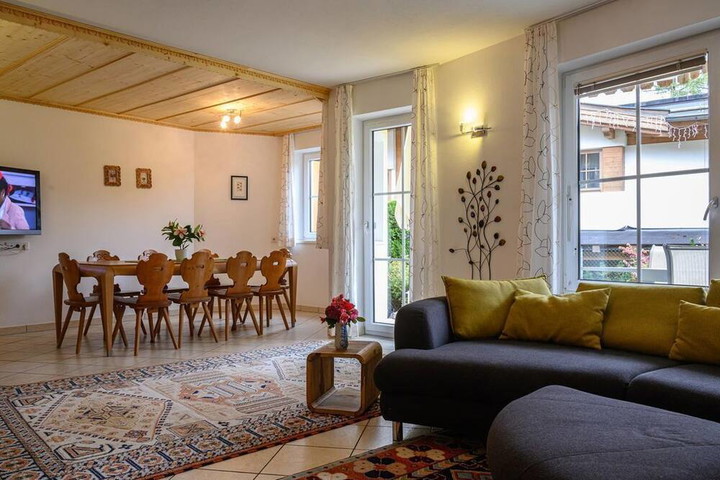 Haus Elisengrund - Chalet Privé - Ferienhaus, 4 Schlafzimmer, 4 Bäder, Küche, - Innsbruck