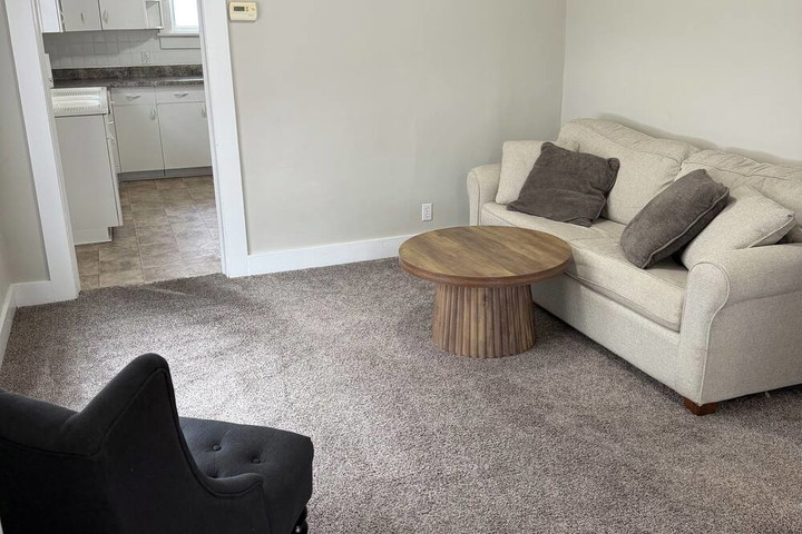 Cozy 2-bedroom House In Pleasant Vincennes With Ac - Vincennes, IN