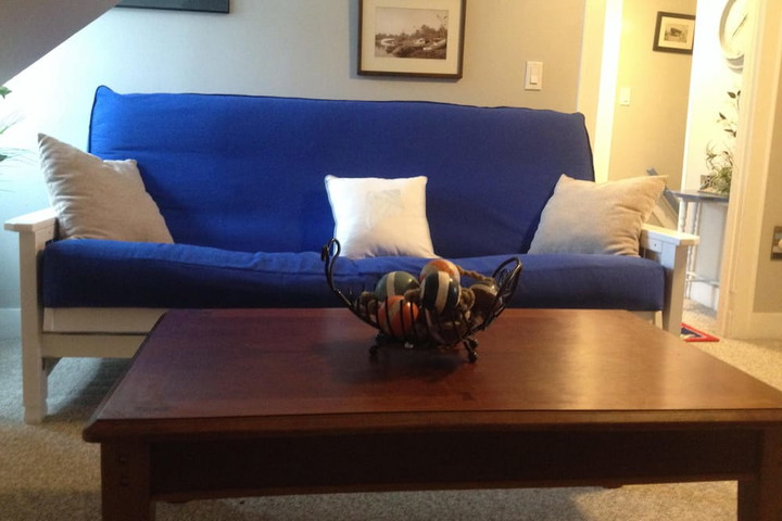 Cozy Beach Apartment, Private Entrance And Parking Spot . <Br> - Newport, RI
