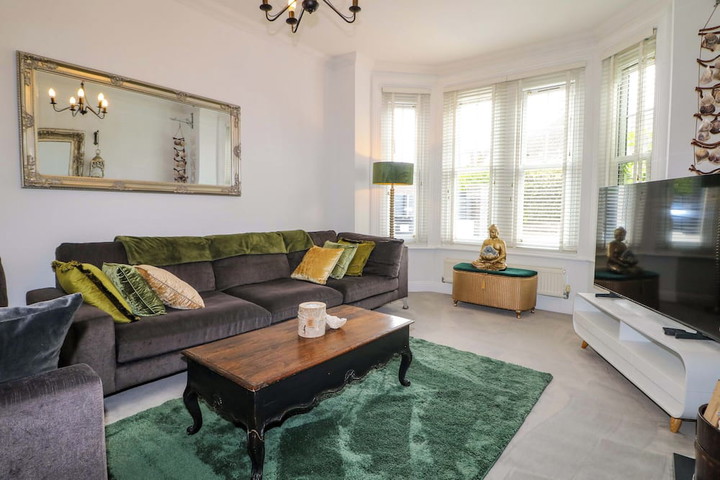 The Beach House, Family Friendly, With A Garden In Bournemouth - Bournemouth