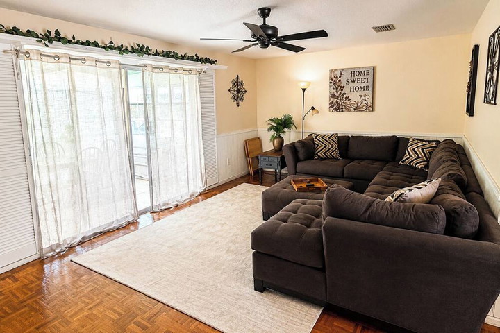 2br 2ba Family & Pet Friendly Retreat Minutes From Weeki Wachee - Spring Hill, FL