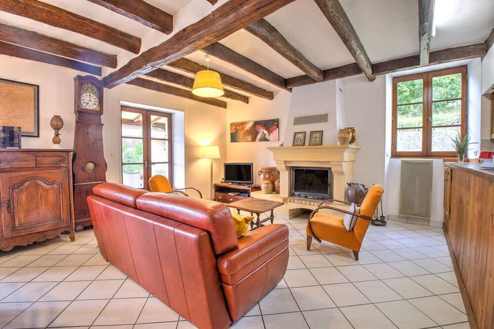 Maison De Charme En Périgord Avec Grande Piscine Privée - Montignac
