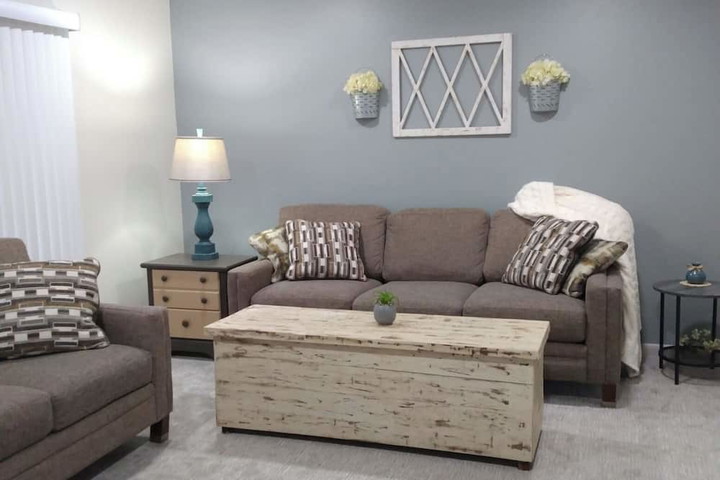 Cozy Refreshed 2-bedroom Bungalow With Ac, Wifi In Historic Pipestone, Mn - Minnesota