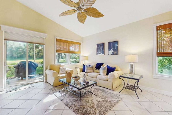 Dreamy, Family, Dog & Snowbird Friendly Home In Golf Community, Pool And Tennis - Lakewood Ranch, FL