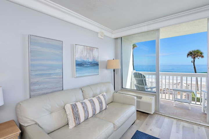 Oceanfront Private Balcony Overlooks Heated Pool - Daytona Beach, FL