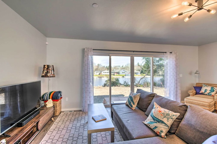 Dock, Water Views: Dog-friendly Ocean Shores Home! - Ocean Shores, WA