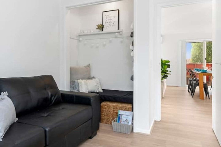 Ashwood Beach House, Sleeps 6, Pet Friendly, Aircon, Wifi - Queenscliff