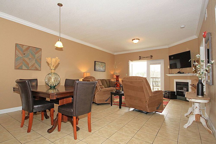 Cozy 2 Bedroom 2 Bathroom Condo In Heart Of Pigeon Forge - Pigeon Forge, TN