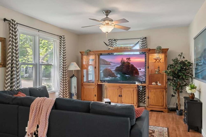 Modern Bungalow Home With Mid-century Flair - Springfield, IL