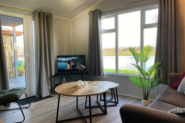 Chalet For 4 People, Located On The Water - Deventer