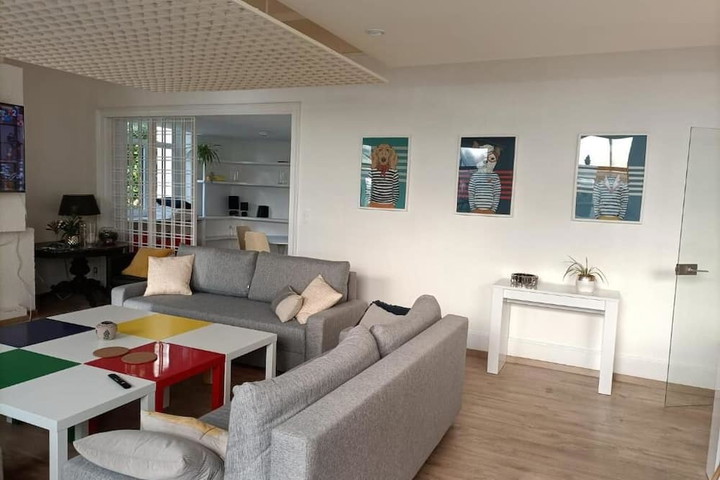 Maison 220m2 Avec Piscine Intérieure Chauffée à 28c - Vire