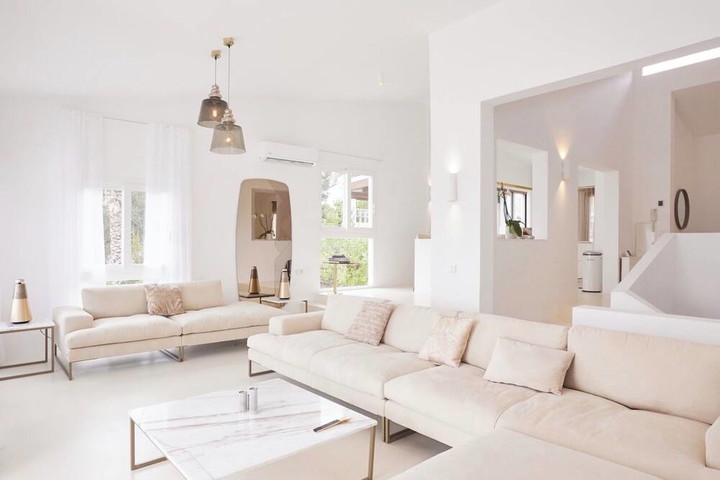 Stylish 300 M2 Pool Villa With Stunning Seaview In Exclusive Residential Area - Magaluf